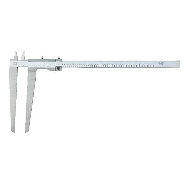 《仕様》●最大測定長：600mm●最小読取値：0.05mm●器差：±0.10mm●デプスバー：無●サイズ(幅×高さ×奥行)：820×405×14mm●質量：3290g《特長》●製缶業者様におすすめ、大径ワーク等の直径測定に最適です。●深い測...