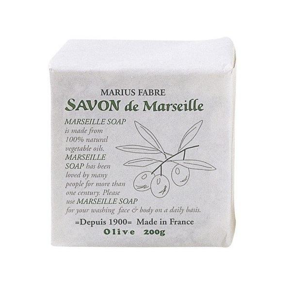 マリウスファーブル社は1900年創業以来変わることなく昔ながらの「釜炊きけん化法」でマルセイユ石けんを作り続けている数少ないメーカーの一つです。無香料タイプ。洗浄力があり、泡切れがよく、またやさしい香りで、しっとりマイルドに洗い上げます。防...