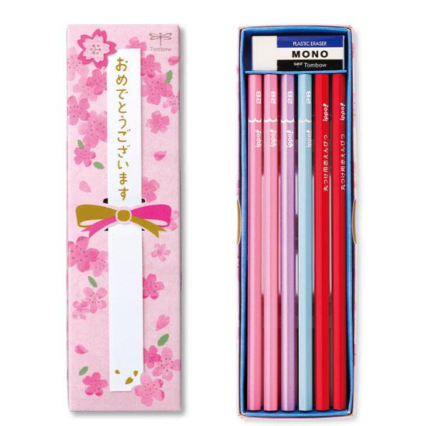 ご入学のお祝いに最適なギフト用えんぴつギフト用の化粧箱に入った入学祝いにぴったりな鉛筆セットです。かきかた鉛筆2B・10本、丸つけ用赤鉛筆2本、MONO消しゴム1コがセットになっています。メーカー：トンボ鉛筆品番：MP-KW02-2Bパッケ...