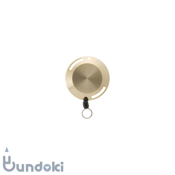 日本有数の金属加工の産地、新潟県燕三条にある金属加工メーカータケダとデザイナーとの出会いによってさまざまな金属加工製品を送り出しているTAKEDA DESIGN PROJECT。 このMiLLiSECOND/ミリセカンドリールは卓越したアル...