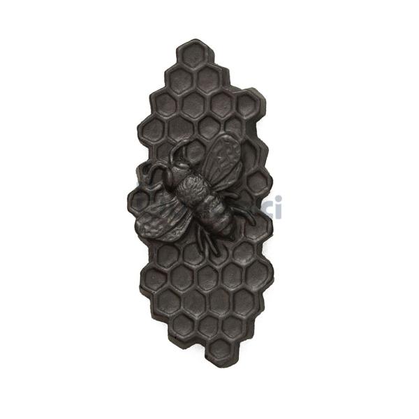 アメリカ・サンフランシスコの「Batle Studio」の彫刻家Agelio Batle氏によって生み出されるグラファイト（黒鉛芯）を使ったオブジェ。 グラファイト（黒鉛芯）の塊ですが手に取っても汚れにくくなっています。 もちろん黒鉛芯なの...