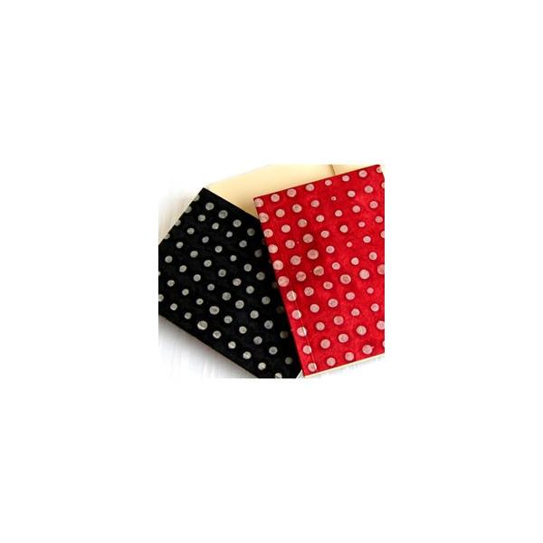 和紙のような手漉き紙の質感を活かした表紙。紙が持つ独特のナチュラルさが伝わり、水玉模様がオシャレです。どこか懐かしさを感じさせるレイドペーパーを使用しています。・サイズ：15×10.5cm※こちらはお取り寄せになります。FABRIANOの商...