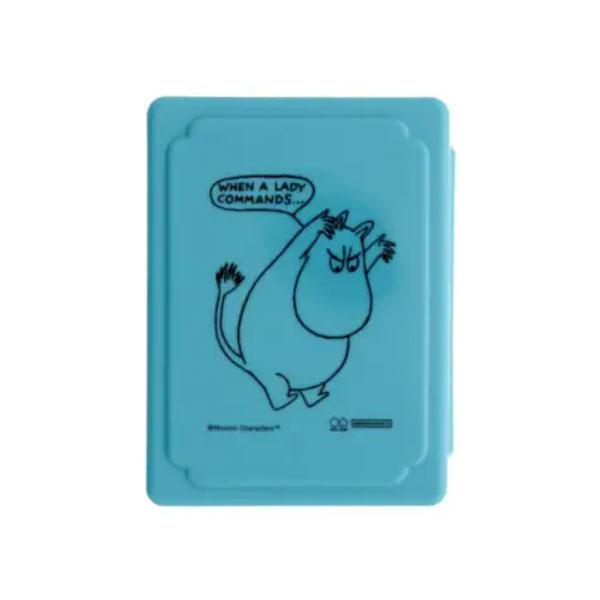 森の妖精"ムーミン"の仲間達が織り成す心温まる物語をステーショナリーで体感しよう。カードや名刺、他にもデスク回りの小物を整理するのにピッタリなミニサイズ☆■サイズ：H79×W105×D36mm 48g■素材：PP