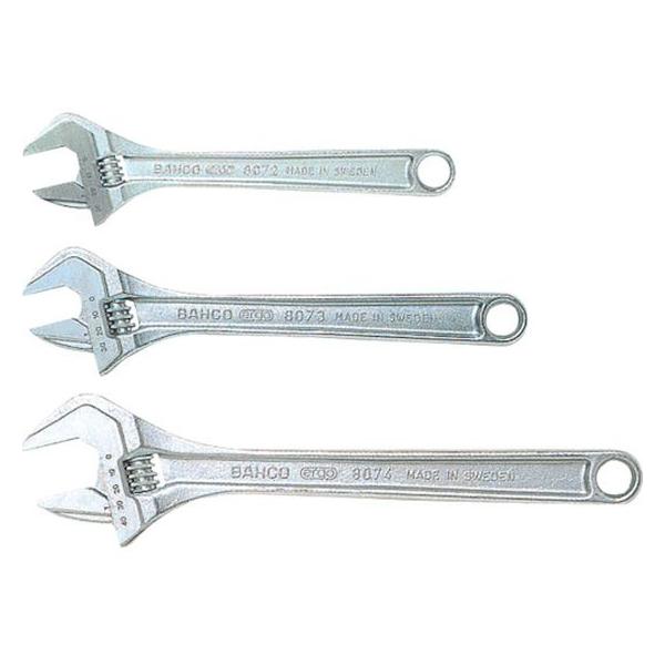 【商品説明】●ジョーが開いてもシャフトが完全にハンドルの中に隠れているのでより作業性を高め、より強力度を与えます。●ジョーの開口幅セッティングとボルトのヘッド、金属の厚みなどの測定用目盛付です。●調整ウォーム部分の十分な隙間穴はグローブをし...