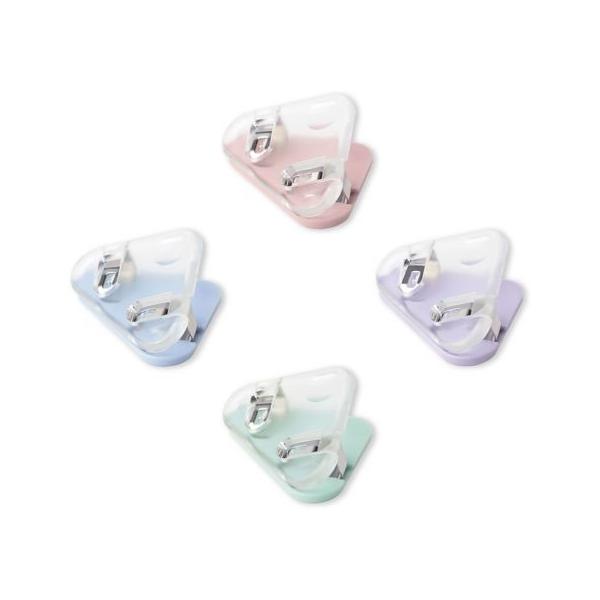 【商品説明】用紙のカドにはさめば、コーナーすっきり＆プリントキープできる、うす型クリップ。　プリント・書類のカドが揃って、紙がズレずにページめくりしやすい。　最大紙とじは約５０枚でホチキスの代わりにも最適。　クリップ表側は透明だから、クリッ...