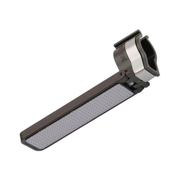 【商品説明】杖が倒れないで確実に置ける“転ばぬ杖”。使いやすい定番タイプ。名札機能あり。全面磁石＆名札機能。製造物賠償責任保険付。※磁石の力で吊下げはできません。【仕様】●サイズ：本体／１０．２ｃｍ●杖適応サイズ径：２１〜２５ｍｍ●重さ：２...