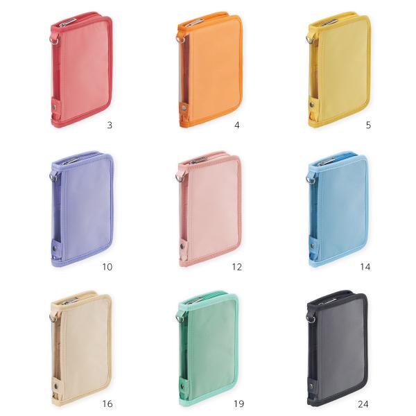 ●寸法：160mm × 120mm × 30mm●材質：本体／ポリエステル・PVC、透明シート/PET●色：３コーラルレッド・４アプリコットオレンジ・５ハニーイエロー・１０ライラックパープル・１２シャーベットピンク・１４パウダーブルー・１６...