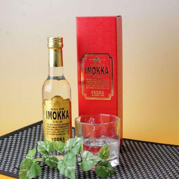 なると金時芋を主原料として蒸留したお酒を白樺の活性炭でろ過しました。透明感のあるクリアな味わいの地酒ウォッカです。冷やしたグラスで、冷やした「なると金時IMOKKA」をストレートで飲むのが本格派。また色々なカクテルのベースにも最適です。アル...