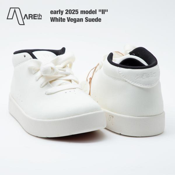 【ブランド】AREth (アース)【アイテム】Model "II"【カラー】White Vegan Suede【アッパー】Microfiber Suede / Polyester : 65% ,  Polyurethane : 35%【ソー...