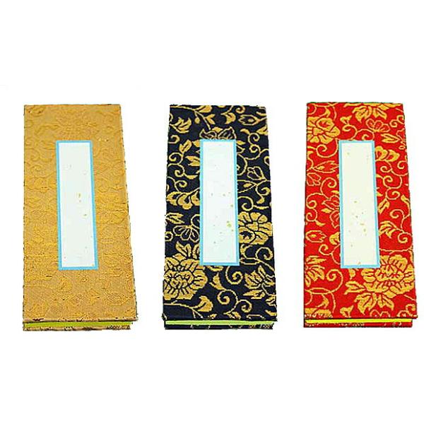 ●サイズ(約)●高さ約９．２cm　幅４．５cm　厚み１．７cm●商品説明●日付入フチは黄色です。●商品説明●３色（ゴールド色・紺色・赤色）がございます。お好きな色をお選び下さいませ。●配送方法●ポスト投函(追跡あり)送料無料は「他商品との同...