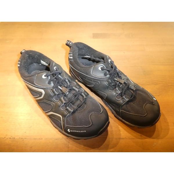 【発売日：2021年04月21日】■サイズ・24.5cm■コンディション・靴裏にスレや小傷がわずかにございます。・汚れや使用感はほとんどございません。・破れや留め具の異常もございません。・中古品としてきれいな状態です。■付属品・なし■注意事...