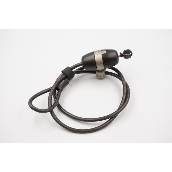 【発売日：2023年06月10日】■商品情報・ワイヤ−ロック■状態・使用に伴う小傷や汚れがあります。・金属部に錆があります。■付属品・無し（画像に掲載しているものが全てです）■注意事項※店頭受取の場合、本品はタイトル表記の在庫店のみでのお渡...