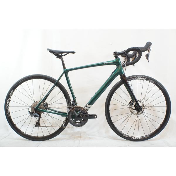 ■商品情報メーカーサイズ:54シートチューブ(C-T): 480mmトップチューブ(C-C):547mm(ホリゾンタル換算)適応身長:170-180cm(目安)重量:約8.7kgフレーム材質:カーボンフロントフォーク:カーボンメインコンポ:...