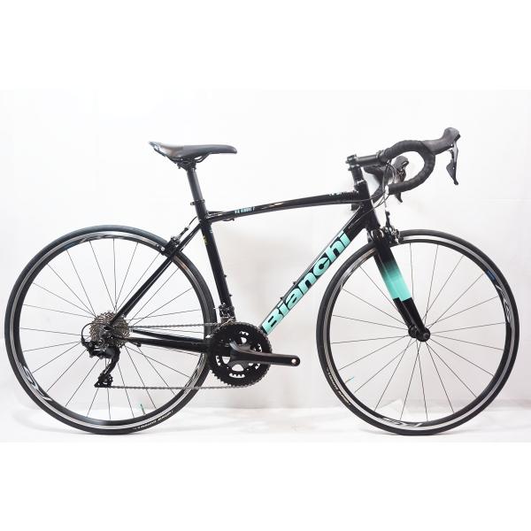 ■商品情報メーカーサイズ:53シートチューブ(C-T): 500mmトップチューブ(C-C):530mm(ホリゾンタル換算)適応身長:166-171cm(目安)重量:約10.3kgフレーム材質:アルミフロントフォーク:カーボンブレーキレバー...