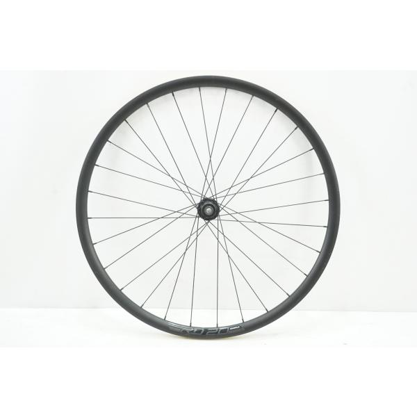 ■商品情報サイズ：700Cリム幅：19Cリムタイプ：クリンチャーフリータイプ：SHIMANO 11Sブレーキタイプ：ディスクブレーキ重量R：約1140g（写真の状態での実測値）エンド幅：142mm■状態使用に伴うキズがございますが、走行に問...