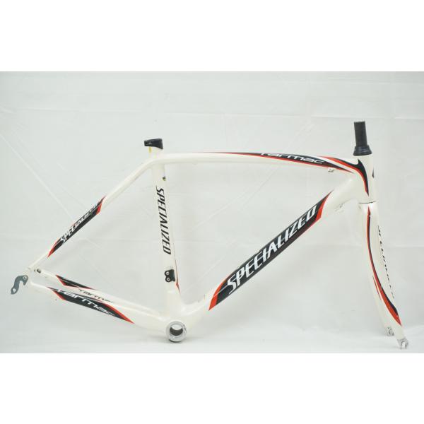 ■商品情報メーカーサイズ：推定50トップチューブ(C-C):約約520mm(ホリゾンタル実測)シートチューブ(C-T):約約470mm(実測)適応身長:160-170cm(目安)重量：約1840gフレーム材質：カーボンフロントフォーク：カー...