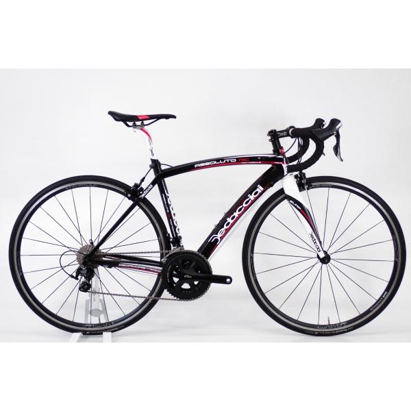 ■商品情報メーカーサイズ：Sトップチューブ(C-C)：520mm（水平換算）シートチューブ(C-T)：480mm適応身長：165-175cm(目安)重量：約8.0kgフレーム材質：カーボンフォーク：カーボンレバー：シマノ 105 5800フ...