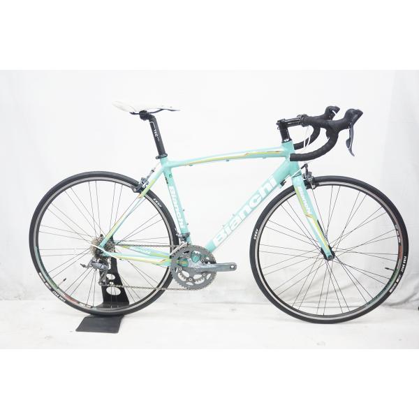 ■商品情報メーカーサイズ：53トップチューブ(C-C):約535mm(ホリゾンタル換算)シートチューブ(C-T):約500mm適応身長:165-175cm重量：約9.5kgフレーム材質：アルミフロントフォーク：カーボンレバー：SHIMANO...
