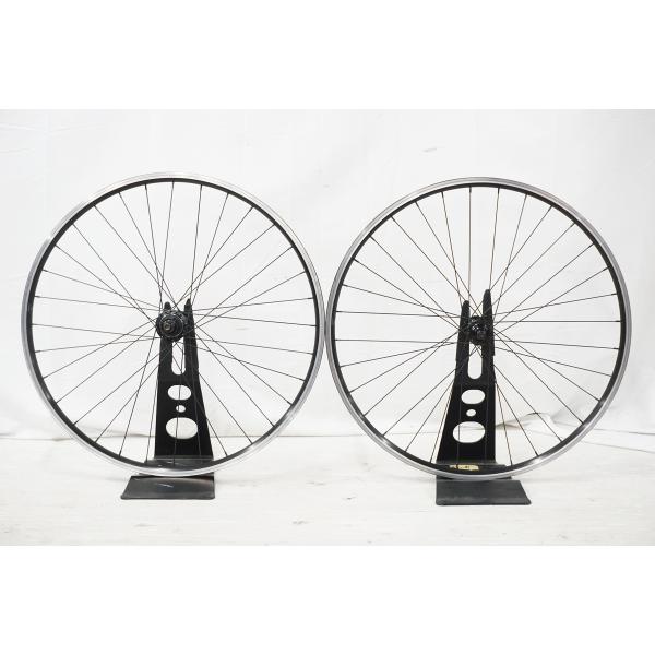 ■商品情報サイズ：700cリム幅：19cリムタイプ：クリンチャーフリータイプ：シングルフリーエンド幅 前：100mmエンド幅 後：130mm重量 前：1050g重量 後：1250gフレ：1.0-1.5mm程度■状態・使用に伴う傷や汚れがござ...