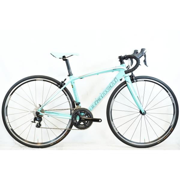 ■商品情報メーカーサイズ:44シートチューブ(C-T): 420mmトップチューブ(C-C):510mm(ホリゾンタル換算)適応身長:155-165cm(目安)重量:約9.1kgフレーム材質:アルミフロントフォーク:カーボンシフトレバー:S...