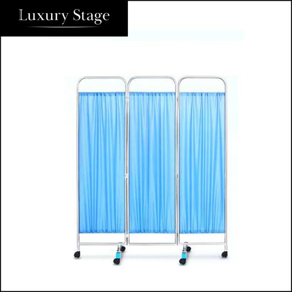 オフィスや医療現場での間仕切りとして、簡易目隠しとして、様々なシーンに活躍します。 脚部分はキャスター付きで移動が楽々です。 ■サイズ： H1800×W1500(mm) ■ カラー：ブルー注）お受け取りには法人様名が必要となります。----...