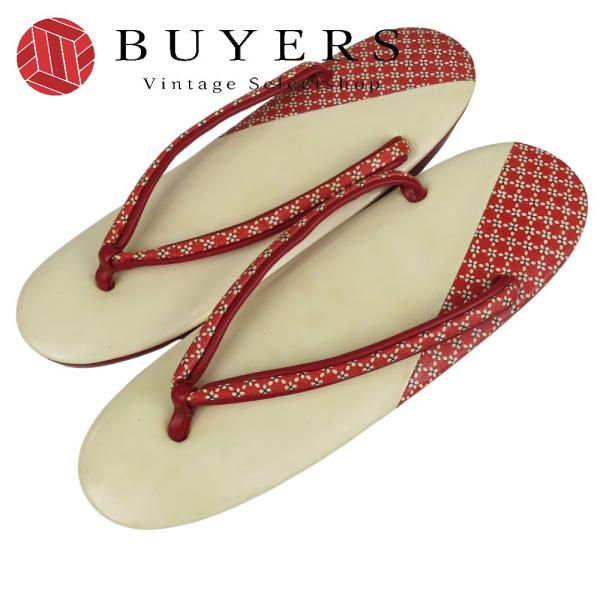 DETAILブランド：―品名：【中古】 草履 合成皮革 ホワイト レッド 和柄 おしゃれ レディース 女性型番：―サイズ日本サイズ：約 24cm相当甲幅：約 7.5cm全長：約 23.5cmヒール高：約 3.5cm 素材：合成皮革カラー： ...