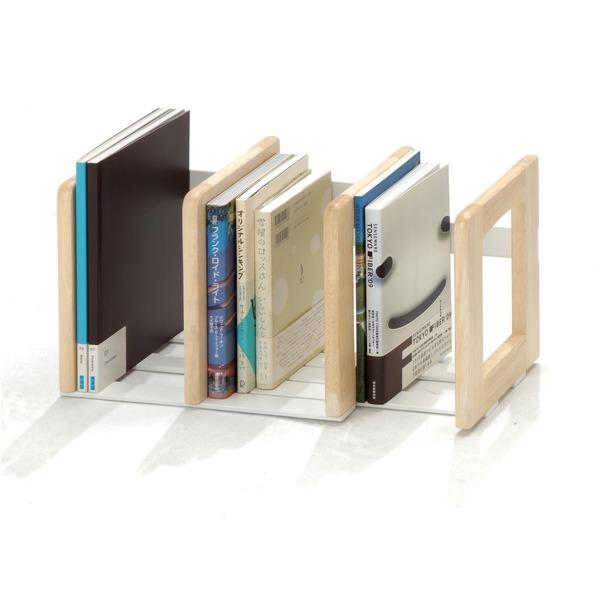 こちらは「お取り寄せによる問屋直送商品」となります。お取り寄せ先との在庫確認は適時行っておりますが、ごく稀にご注文後に出荷元にて欠品が判明する場合がございます。【商品名】 木製 本立/ブックスタンド 【ナチュラル】 幅31〜56cm スライ...