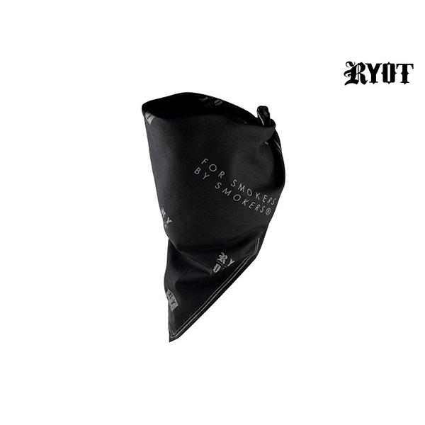 RYOT BLACK BANDANAブラックバンダナアメリカはマイアミのRYOT社からブラックカラーのバンダナですFOR SMOKER BY SMOKER（スモーカーによるスモーカーの為に）サイズ：49cm×48cm材質の特性により完璧な数...