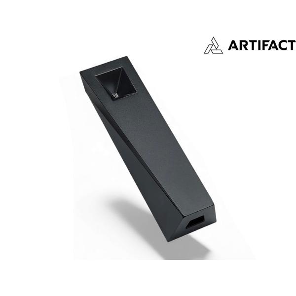 未来型、耐久性のあるアルミ製、テンペストパイプは、ワックスとハーブタバコの両方に使用可能です。ワックス使用時は付属のスクリーンを火皿の下に取り付けてください。2つのマグネットパーツからなり、隠れたラビリンス（迷路）構造で、煙を上手に冷やしま...