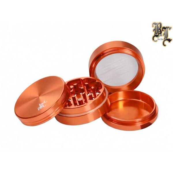 BLACK LEAF GRINDER 50mmブラックリーフ アルミ グラインダー 4パーツ ORANGEドイツのガラスボング、パイプブランド、BLACK LEAF ブラックリーフからアルミのグラインダーです。4パーツ、3層式でダイアモンド...
