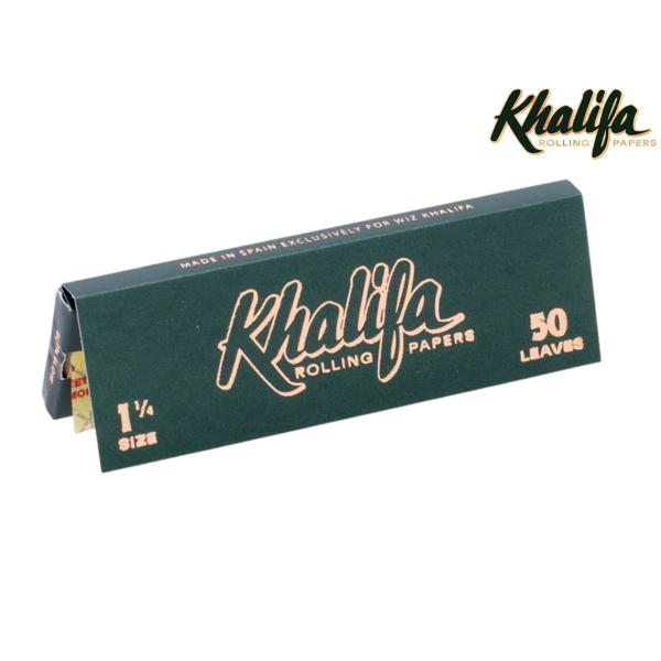 Wiz Khalifa ウィズカリファは、Snoop Dog スヌープドッグとも並ぶ、マリファナ（大麻）のアイコン的存在であるラッパー、そんな彼が、アルバムのタイトルにもなっている、Rolling Papers ローリングペーパー（巻紙）を...