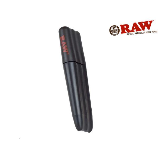 RAW TRIPLE PRE ROLL CASEロウ トリプル ロール ジョイント ケース 保存容器無漂白、塩素不使用でおなじみのRAW ロウペーパーから、キングサイズのジョイント（巻きタバコ）が3本入るケース（保存容器）です。フタを押しな...