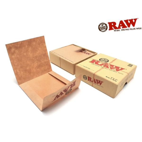 RAW PARCHMENT PAPER POUCH BOXロウ パーチメントペーパーポーチ 8cm 20枚無漂白、塩素不使用でおなじみのローリングペーパー（巻紙）のRAW ロウペーパーから、コンセントレート、ダブ、ワックス用の持ち運びにも便...
