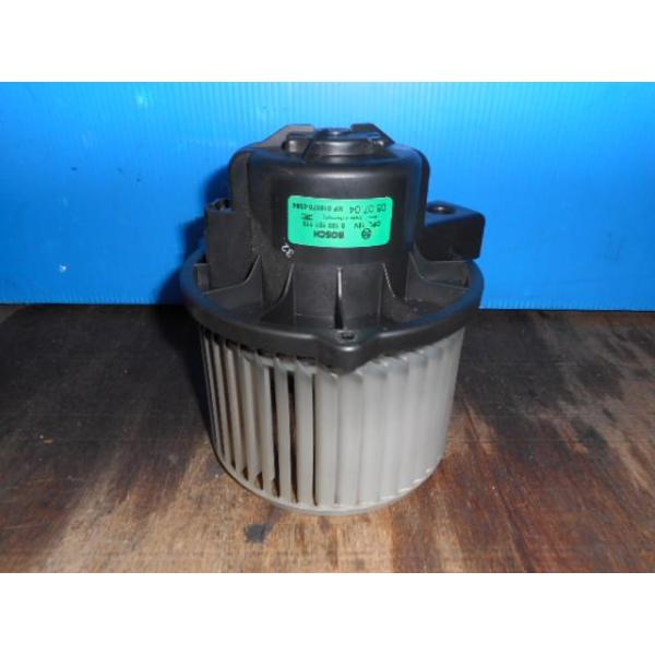 **** 商品説明を必ずご確認ください ****部品管理番号：000035484467900部品メーカー：ボッシュ部品名：ヒーターブロアモーター部品メーカー品番：0130101113部品区分：リサイクル品管理品番：958977車名：スマート...