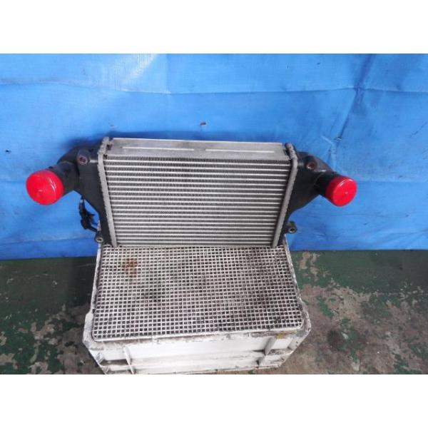 **** 商品説明を必ずご確認ください ****部品管理番号：000038060720500部品メーカー：トーヨーラジエターメーカー純正品番：ME413865部品名：インタークーラー部品区分：リサイクル品管理品番：000930 車名：キャン...