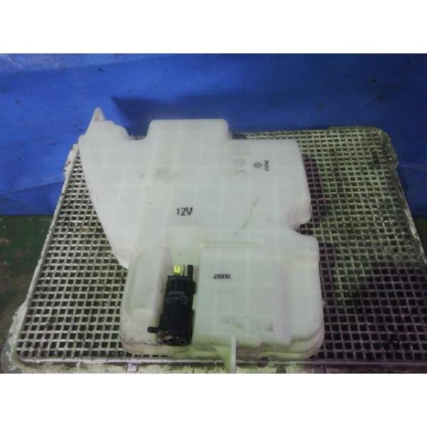 **** 商品説明を必ずご確認ください ****部品管理番号：000039002267300部品名：ウォッシャータンク部品区分：リサイクル品管理品番：017953 車名：キャンター車両タイプ名：トラック通称型式：FB70AB認定型式：KG-...