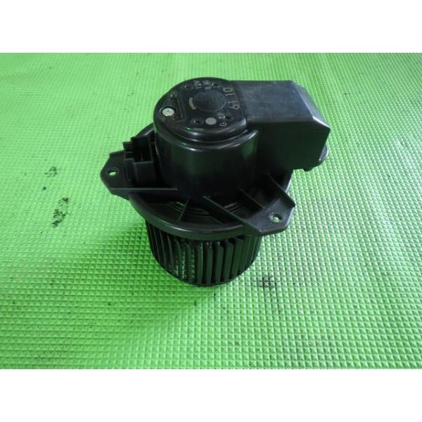 **** 商品説明を必ずご確認ください ****部品管理番号：000043224367900部品メーカー：デンソーメーカー純正品番：MK583348部品名：ヒーターブロアモーターメーカー代替品番：QY012307部品区分：リサイクル品管理品...