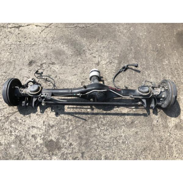 **** 商品説明を必ずご確認ください ****部品管理番号：000046320641200メーカー純正品番：3501A560部品名：RアクスルホーシングASSYメーカー代替品番：MQ600029部品区分：リサイクル品車名：ｅＫクロス車両タ...