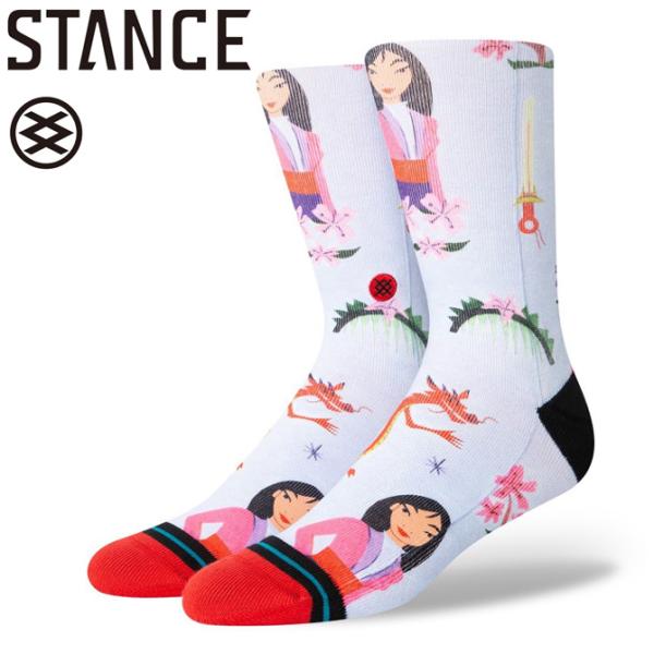 DISNEY x ESTEE PREDA（ディズニー×エスティ・プレダ）コラボモデル。ウォルト・ディズニー社100周年『Disney 100 Years of Wonder』を祝い、１年間にわたりアーティストとのコラボレーションモデルを発表...