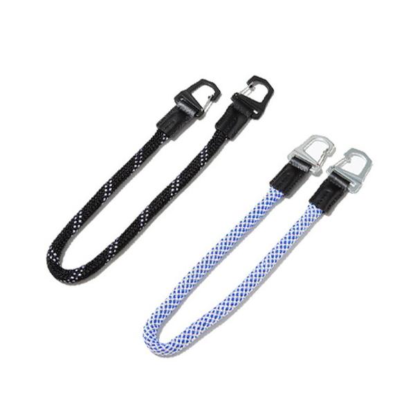 F/CE / エフシーイーからMOUNTAIN ROPE WALLET CODEのご紹介です！ 今シーズンのキーカラーをイメージしたF/CE.オリジナルのマウンテンロープを使用したロープコード。芯を柔らかくし、洋服にフィットする設計にしてい...