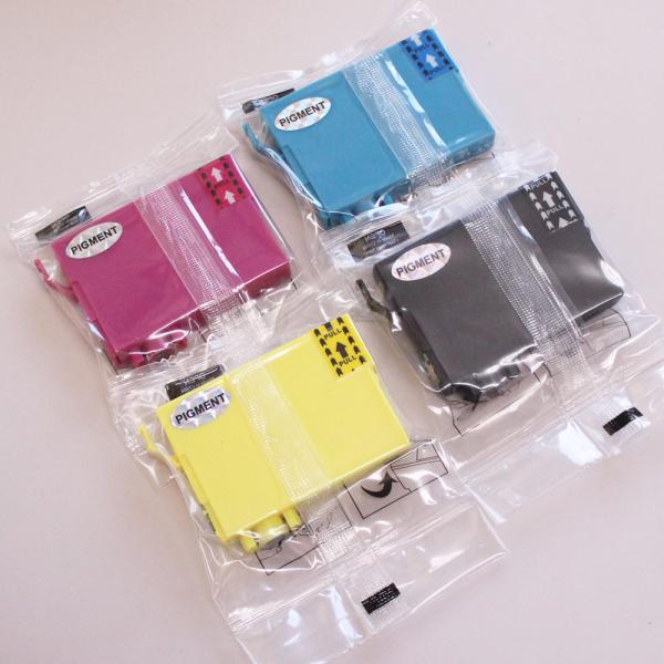 純正品型番ICBK69L(ブラック),ICC69(シアン),ICM69(マゼンタ),ICY69(イエロー),の互換性のあるインクカートリッジです単品販売です(エプソン社製ではありません)(黒のみ増量タイプにて送付致します)新品,未開封の互換...