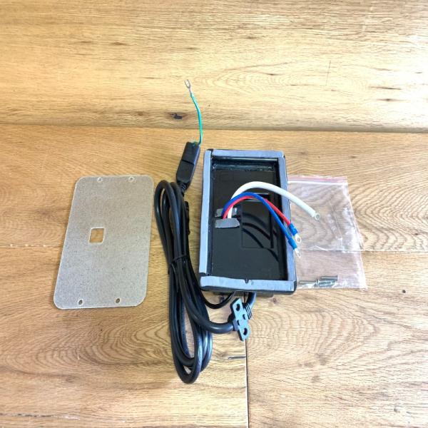 Masterbuilt 燻製機用 パワーボックス 電気スモーカー 電源 パーツ 部品 Masterbuilt 3616DEW-8 POWER BOX ASSEMBLY