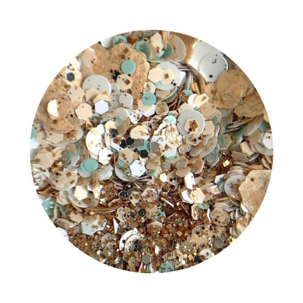 西山麻耶先生プロデュース商品です。  Donaclassy〜ワンランク上の洗練された指先に〜  数種類の大小様々なグリッターやホログラムをｍｉｘした 今までにないグリッターです。 ニュアンスアートに使用したり、 クリアネイルに埋め尽くしたり...