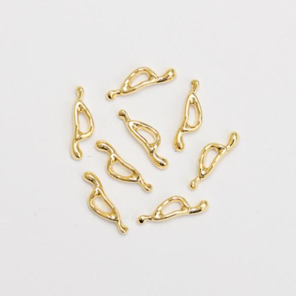 西山麻耶先生プロデュース商品です。Donaclassy〜ワンランク上の洗練された指先に〜ニュアンス感を重視したメタルパーツ。背面には緩いカーブがついていますので爪に沿う様に作成しました。ニュアンスアートが苦手でもワンカラーやクリアカラーに一...