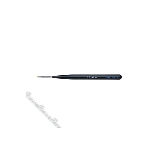 【品番・カラー】ウルトラライナーブラシ無限のネイルアートの世界を作るには優れたツールが欠かせない。筆の毛質・毛量・厚み・幅・長さ・ハンドルのフィット感、すべてにこだわりを詰め込んだDnaジェルブラシです。サロンワークで重宝するワイドフラット...