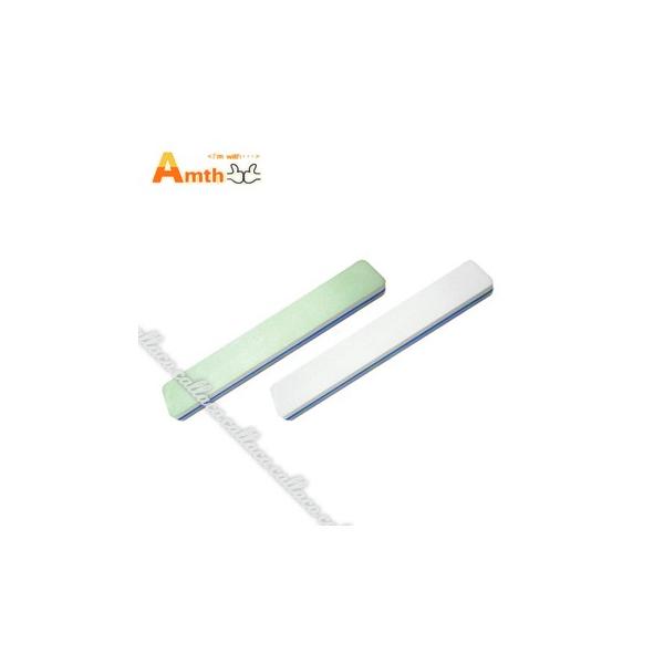 アクリルや地爪に使える2wayファイル。ツヤツヤピカピカ♪ 磨き上がりの早さに納得!