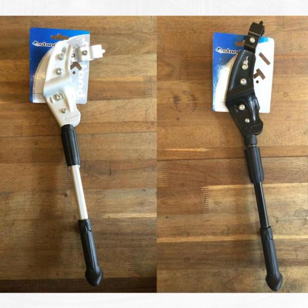 上部金具が可変しディスクブレーキキャリパーなどの真っ直ぐのキックスタンドがつけれない場合など調整取付可能スタンド下部にあるネジを回すことによってサイズ調整可能