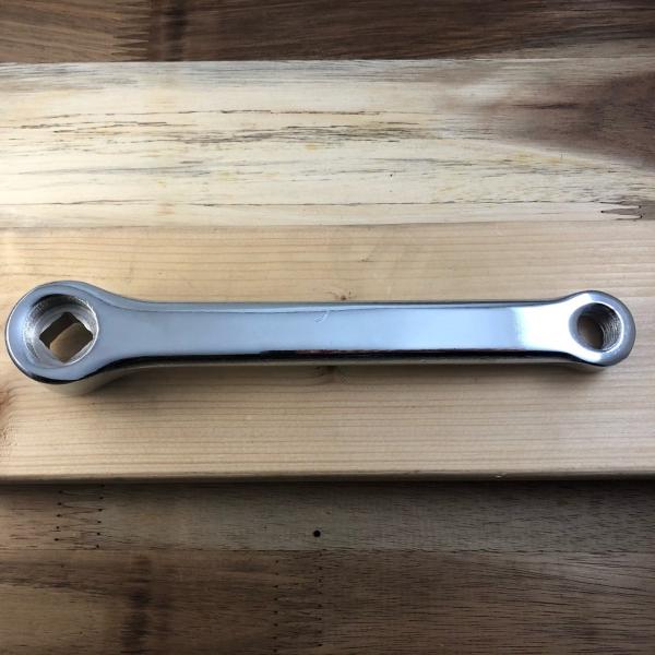 クランク FC-CP-165L シルバー 長さ：165mm 左クランクのみ 素材：スチール一般車用 軸サイズ9/16インチ(一般サイズ) 取付穴 スクエア(四角)