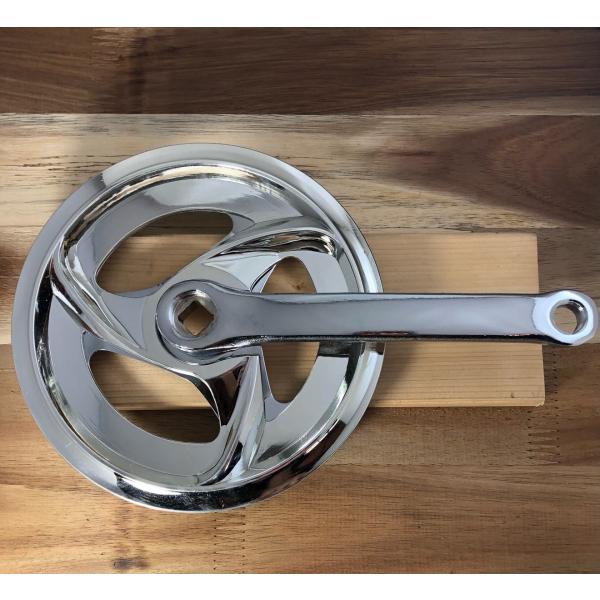 ダブルガードギア クランク長さ：165mm 歯数：40T 厚歯 素材(スチール） シルバー　メッキ右クランクのみ 一般車用 軸サイズ9/16インチ(一般サイズ) 取付穴 スクエア(四角) ダブルガードによりチェーンが落ちにくい構造