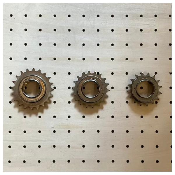 SHIMANO シマノSF-1200シングルフリーホイール歯数：16T or 18T or 20T歯厚：厚歯1/8簡易梱包（メーカーパッケージなし)